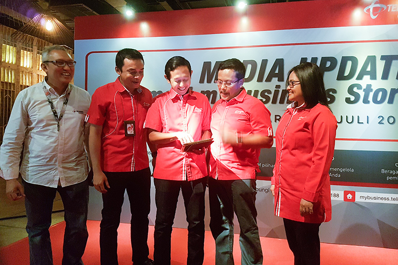 Telkomsel myBusiness Store, toko solusi digital untuk UKM