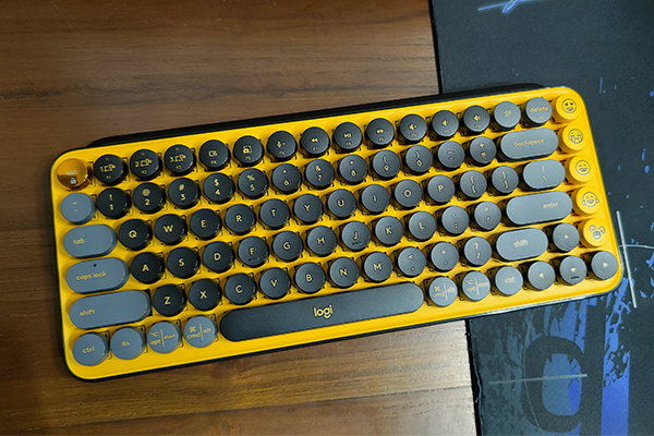 Review Logitech Pop Keys