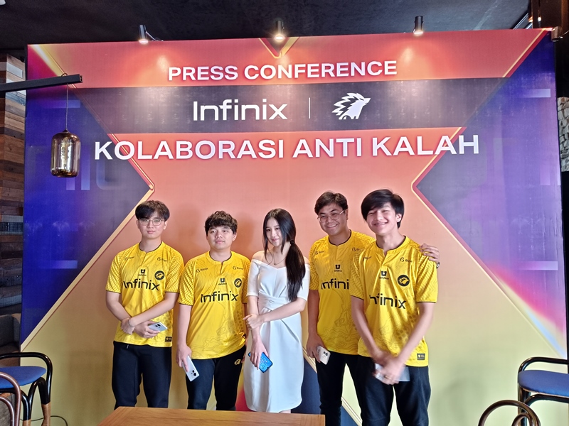 Infinix jadi mitra resmi tim esport ONIC